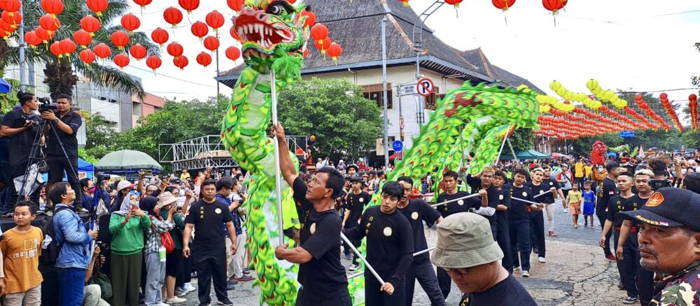 Meriahnya Karnaval Budaya Grebeg Sudiro, 2.000 Peserta Membelah ...