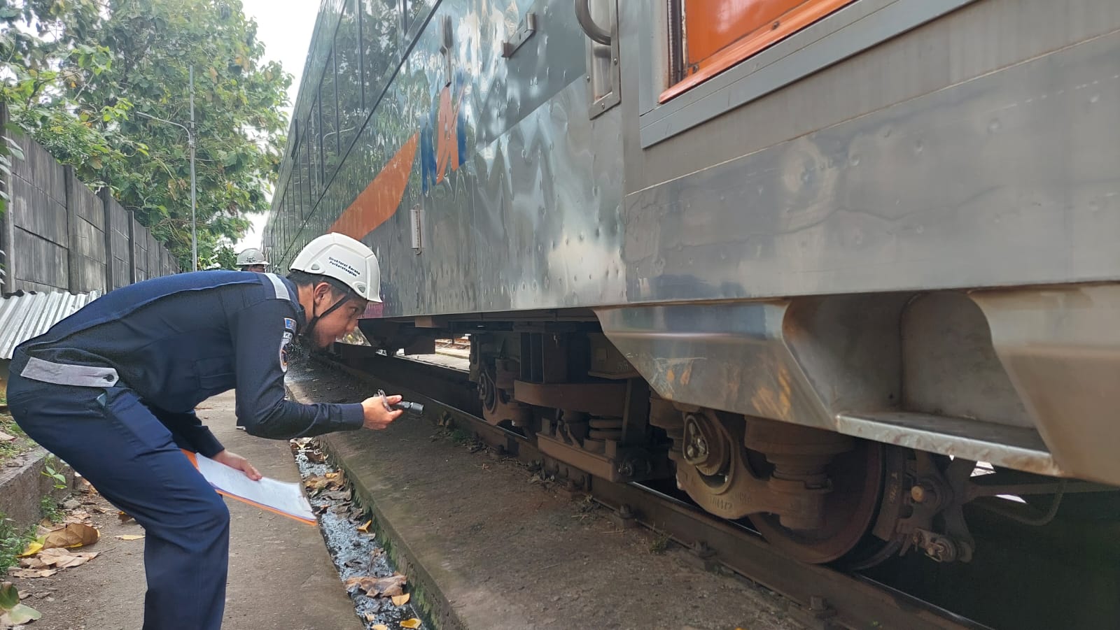 Dukung Angkutan Lebaran 2023, BTP Semarang Pastikan Sarana Kereta Api ...