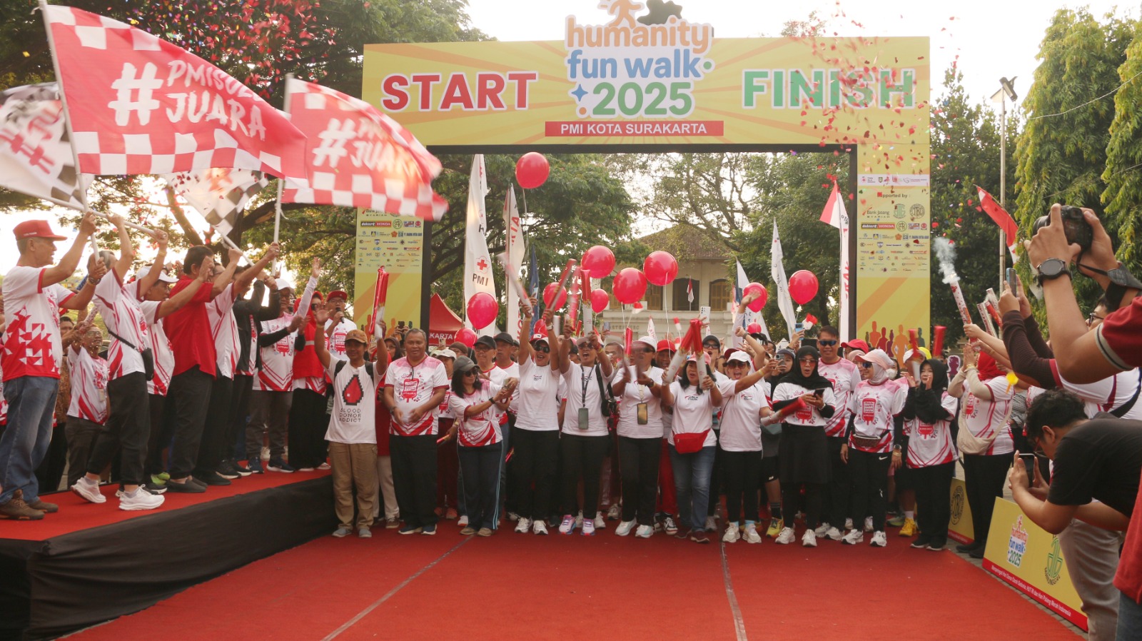 Humanity Fun Walk 2025, PMI Surakarta Ajak Ribuan Pendonor Jaga ...